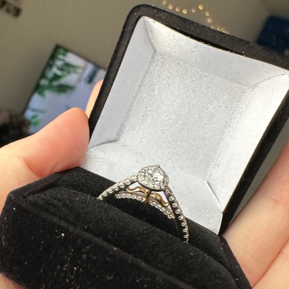 Zales | Jewelry | Enchanted Disney 4k Wgold Pear Diamond Halo Princess ...